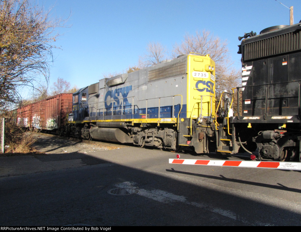 CSX 2735